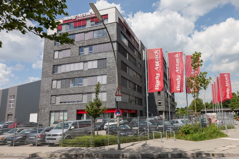 Schnackenburgallee 43 22525 Hamburg